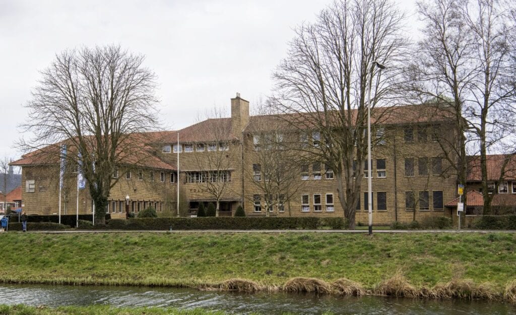 Dit zijn de open dagen van middelbare scholen in Almelo in 2020 ...