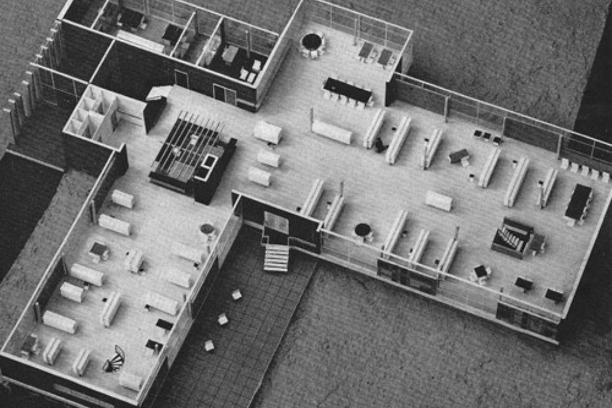 Toen in Almelo: hierom moest er een nieuwe bibliotheek gebouwd worden ...