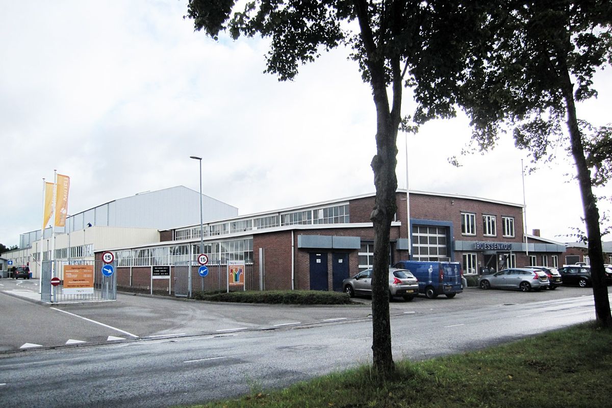 Toen in Almelo: Boessenkool groeide van garagebedrijf naar ...