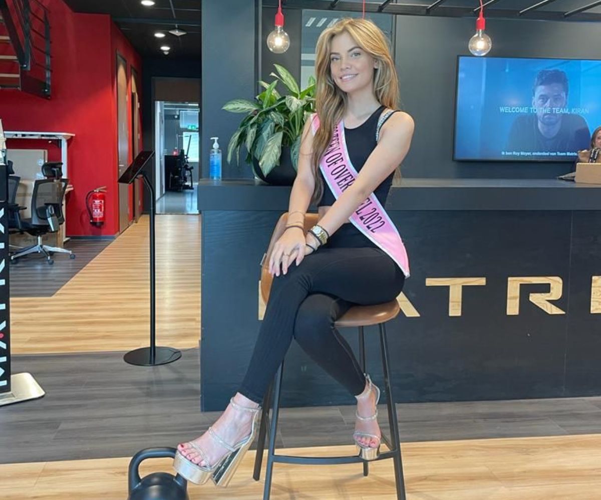 Almelose Danae (16) klaar voor finale van Miss Teen: 'Elk lichaam is ...