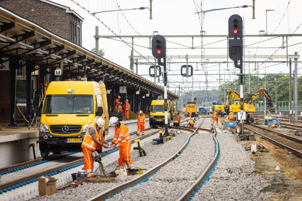 Werk aan het spoor rondom Almelo: op deze data heb je er last van