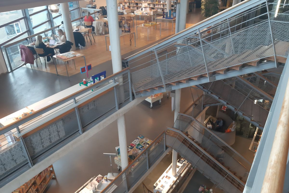 Onderzoek wijst uit: de bibliotheek in Almelo is een van de goedkoopste