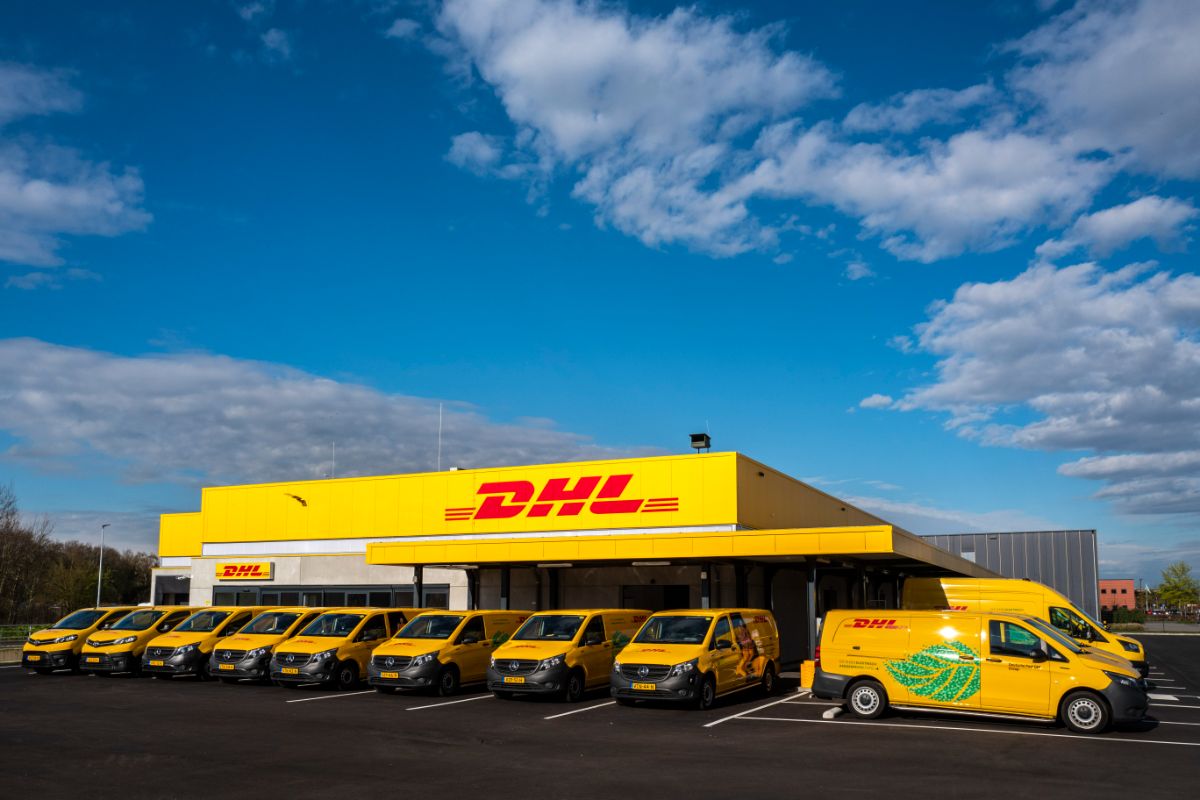 Dit gebeurt er in die geel-rode blokkendoos van DHL bij Almelo