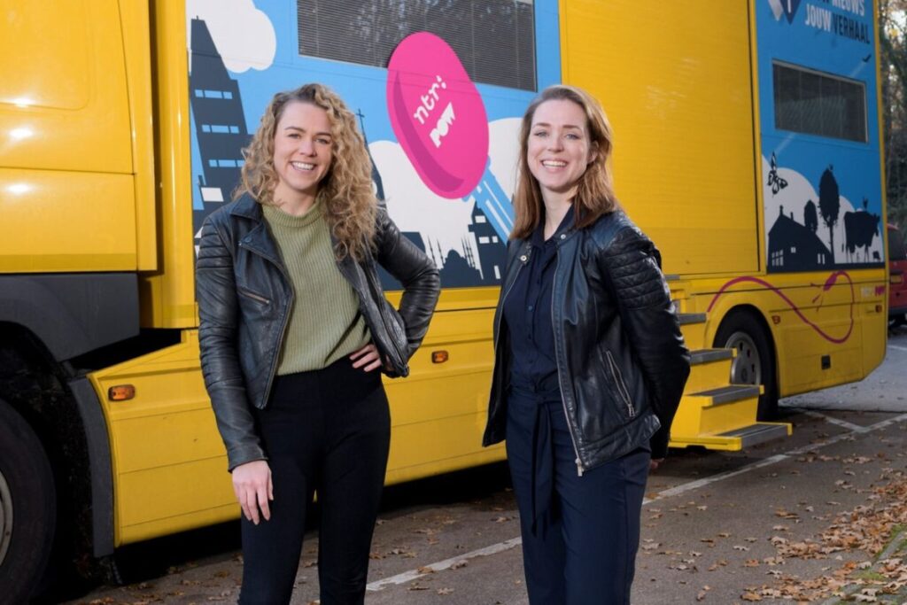 De gele bus van NPO Radio 1 staat 5 dagen in Almelo en dit is waarom