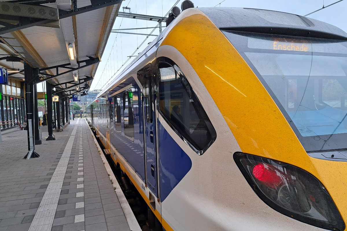 Kedeng kedeng! Indebuurt zoekt treinspotters uit Almelo