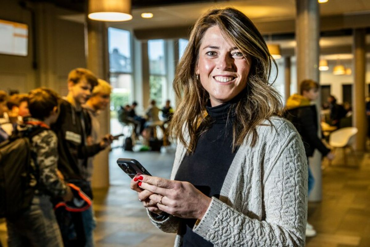 Vrouwendag in Almelo: leer alles over ChatGPT, social media en mobieltjes