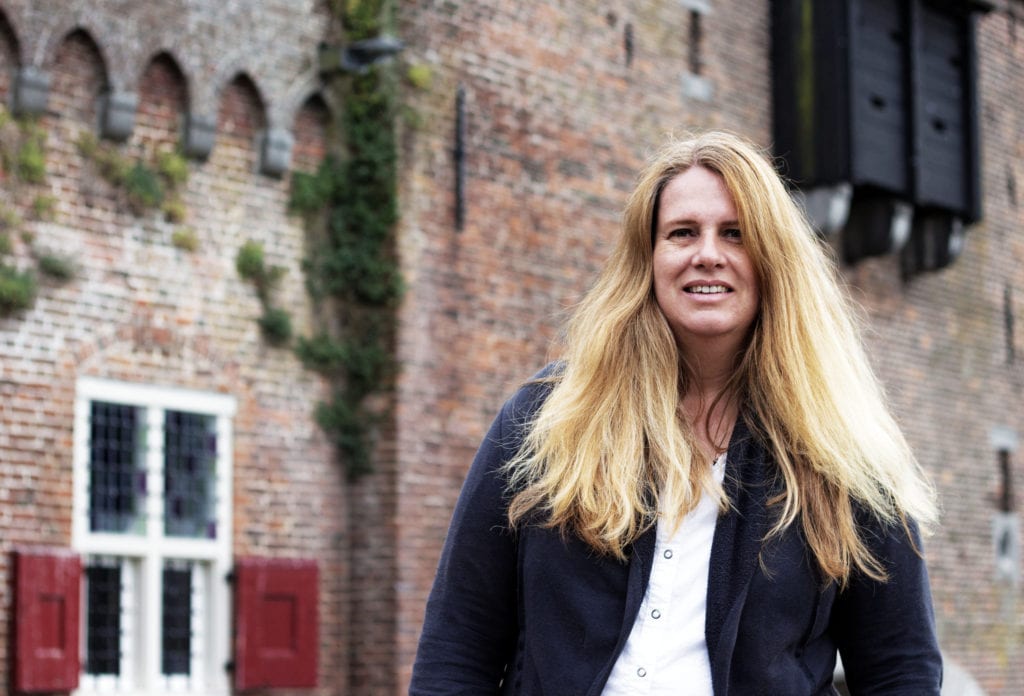 Oud-stadsdichter Nynke doet mee aan de Stadsquiz: 'Imagotechnisch zal ...