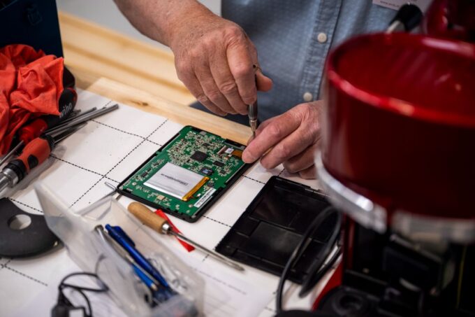 Handig! Hier in Amersfoort laat je jouw spullen repareren - indebuurt ...