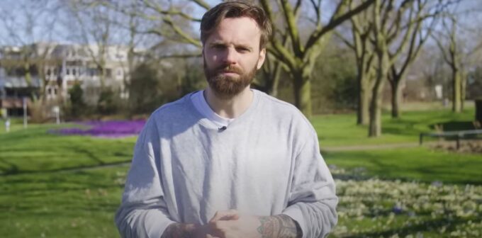 Tim Hofman was met programma BOOS in Amersfoort en dit is waarom ...