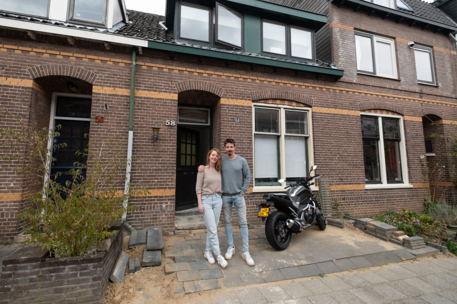 Charlotte en Pim maken van dit spookhuis in Amersfoort hun droomhuis ...