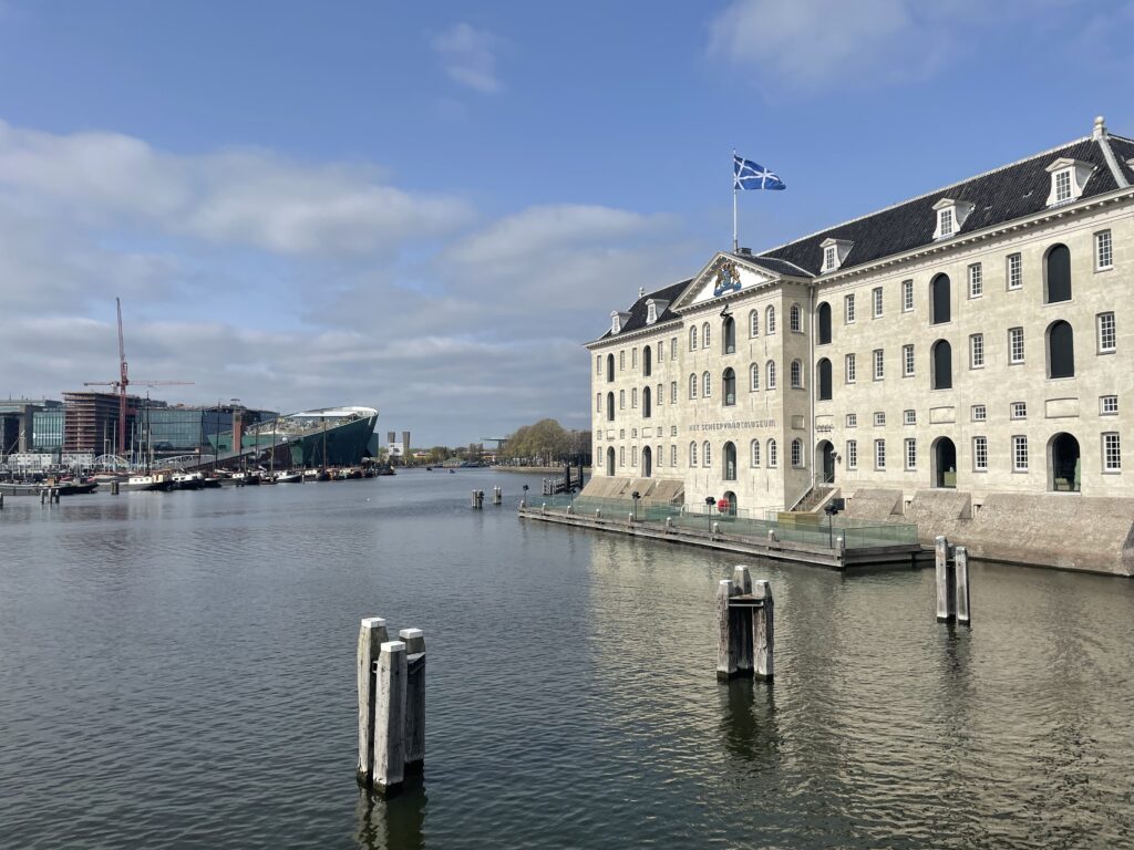 Hoeveel plekken in Amsterdam herken jij van bovenaf? Doe de Amsterdamse ...