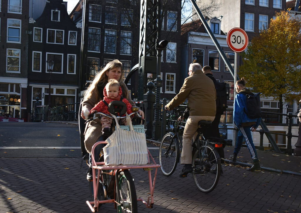 Nieuw in de Pijp! Restaurant & Bar Badcuyp: ‘Er staan 250 verschillende ...