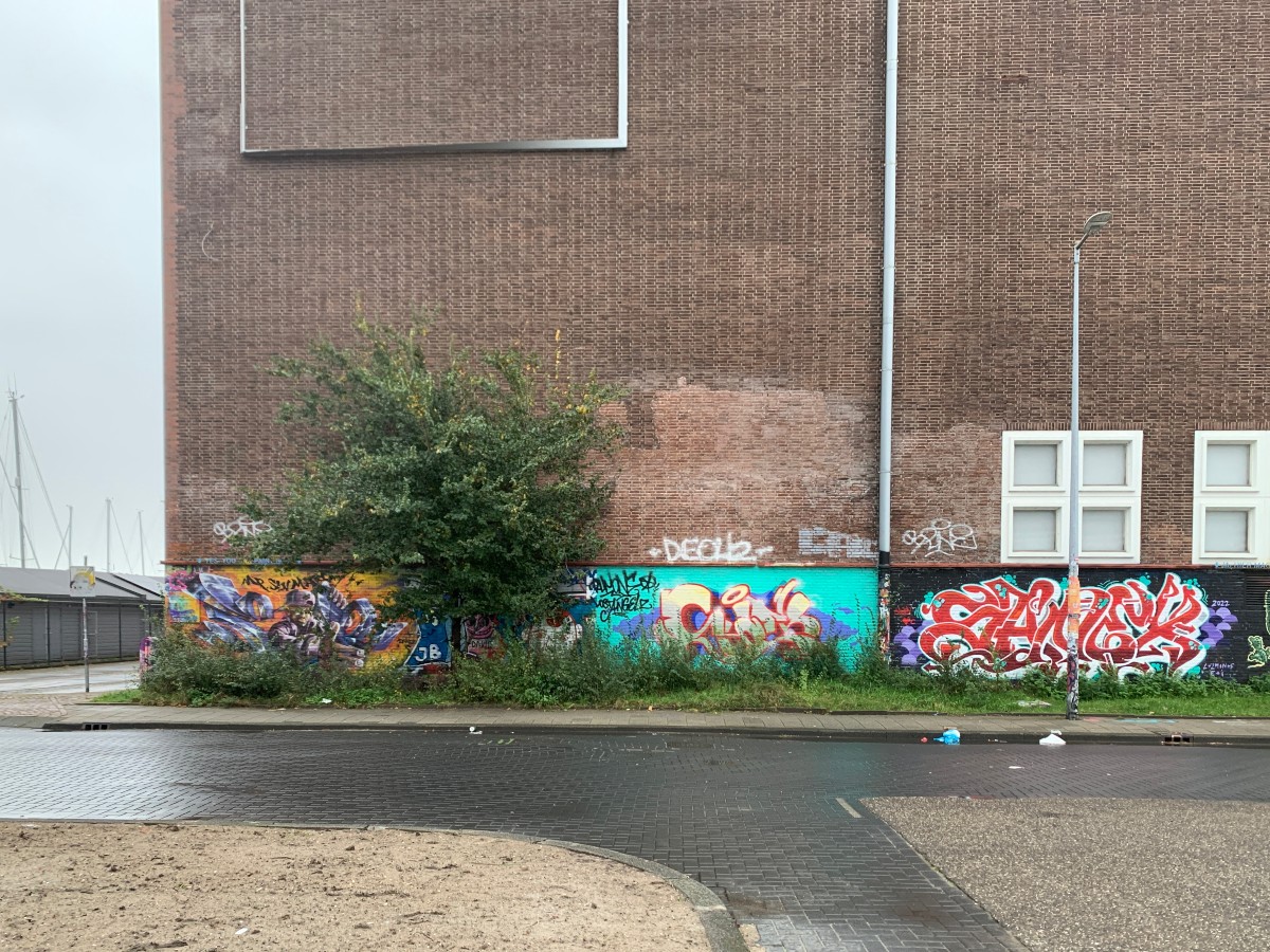 Zoekplaatje: waar in Amsterdam mag je legaal graffiti spuiten?