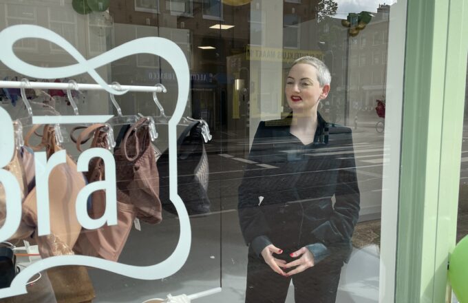 SuperBra - indebuurt Amsterdam