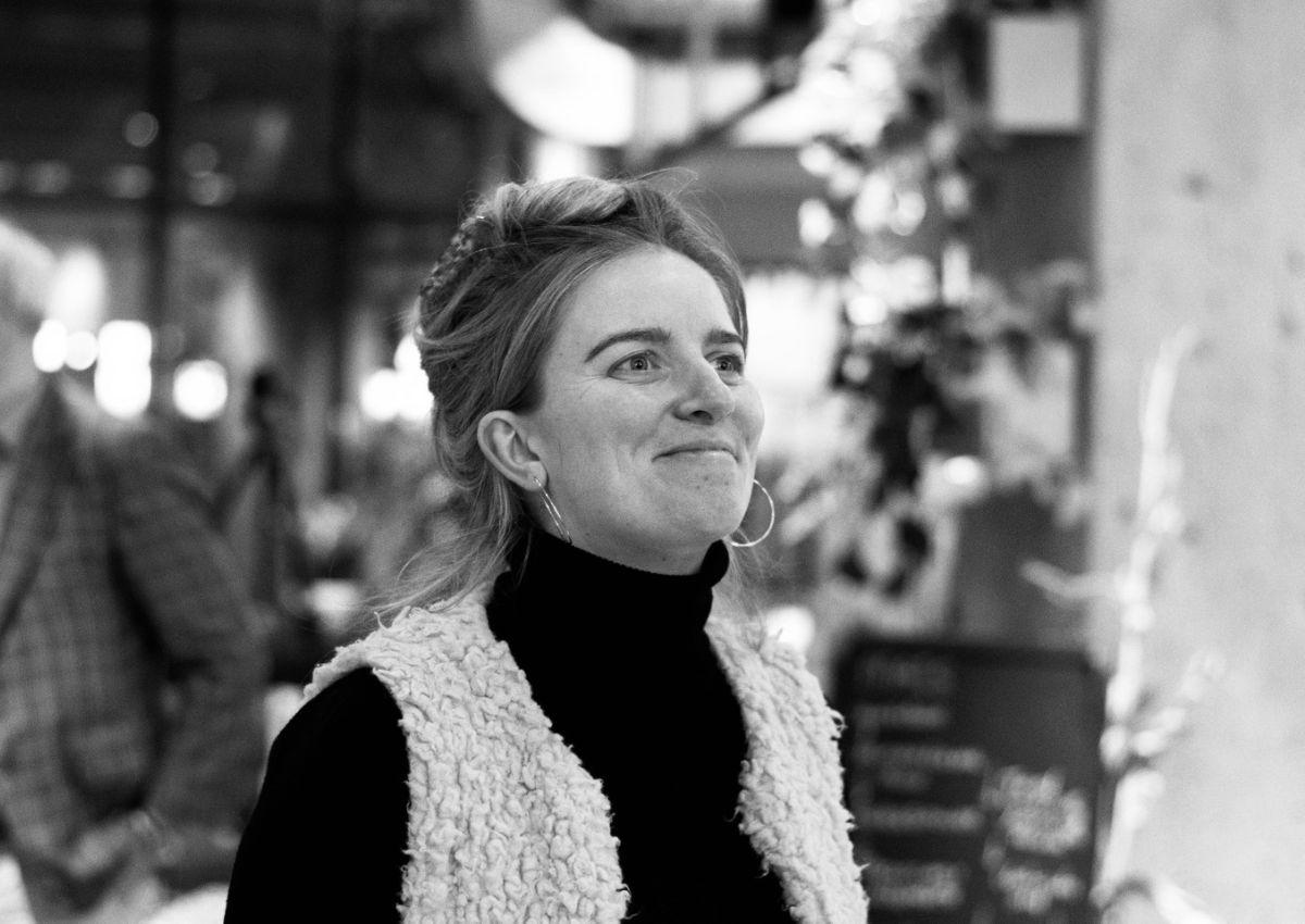 Fleurs ‘moeders vroeger vs. nu’ video’s gaan viral op het internet ...