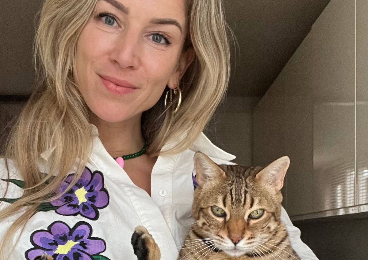 Gemist: Kelly vliegt de wereld rond, Femke Halsema blijft burgemeester ...