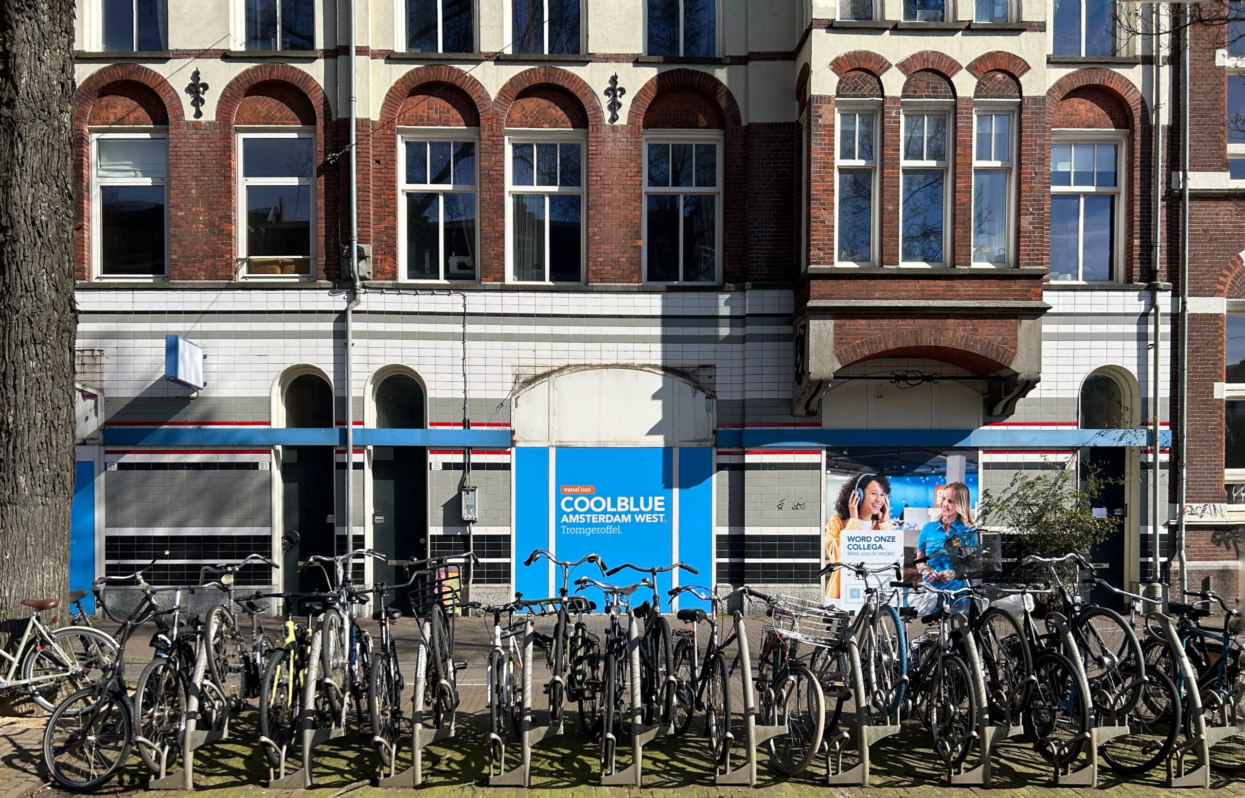 Hier in Amsterdam opent een grote winkel van Coolblue - indebuurt Amsterdam