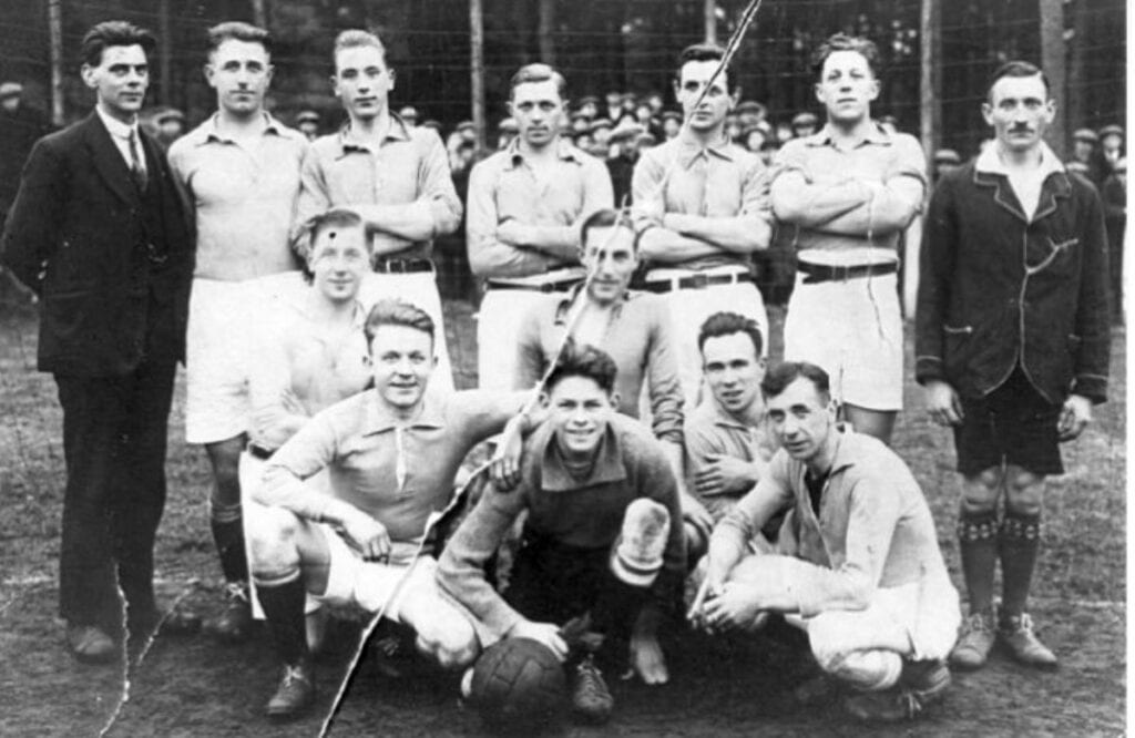 Toen in Apeldoorn: meer dan honderd jaar AGOVV - indebuurt Apeldoorn