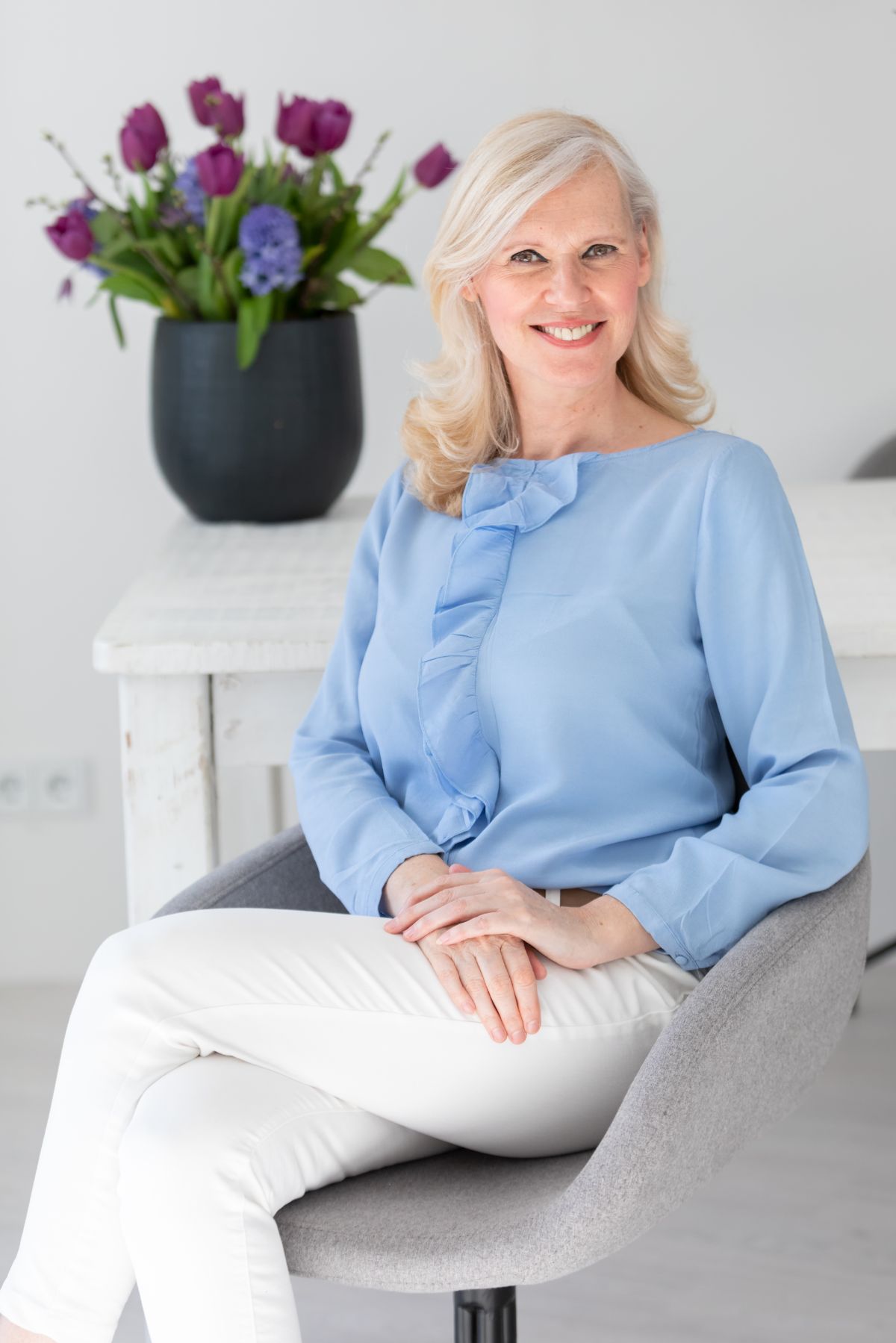 Erna (54) van Praktijk Liefdespijn: 'Alleen voelt in deze tijd nog meer ...