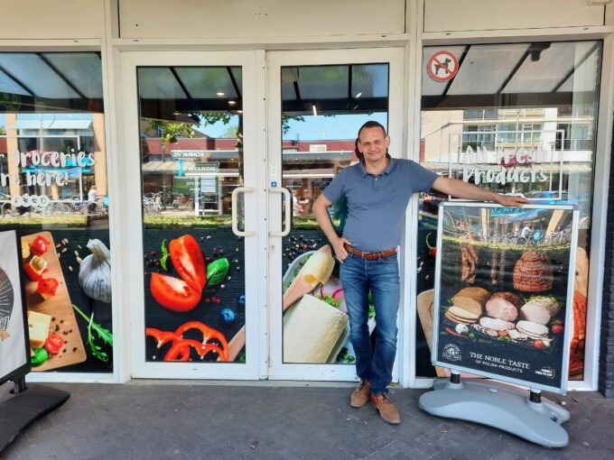 Nieuwe Poolse supermarkt in Apeldoorn: 'Ook Oekraïense producten ...