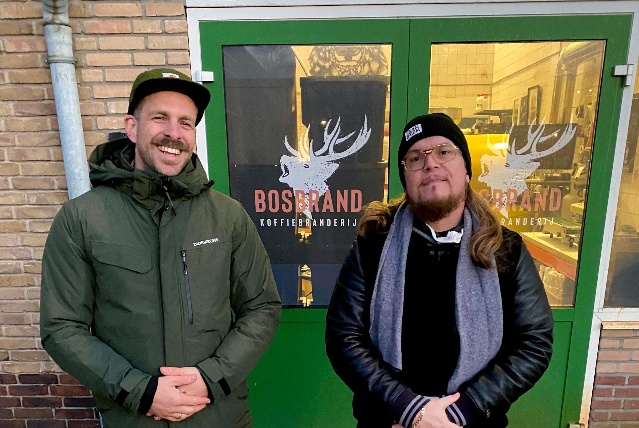 Apeldoornse koffiebranderij Bosbrand brengt koffie uit met rapper ...