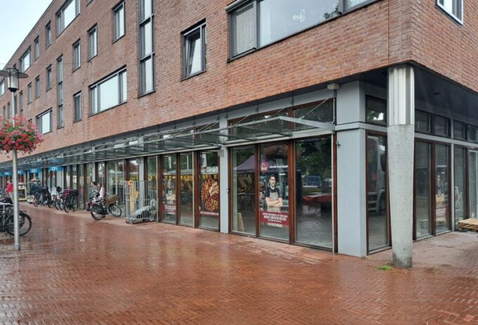 Nog een kipwinkel erbij: Kipperij opent filiaal in 't Fort in Apeldoorn ...