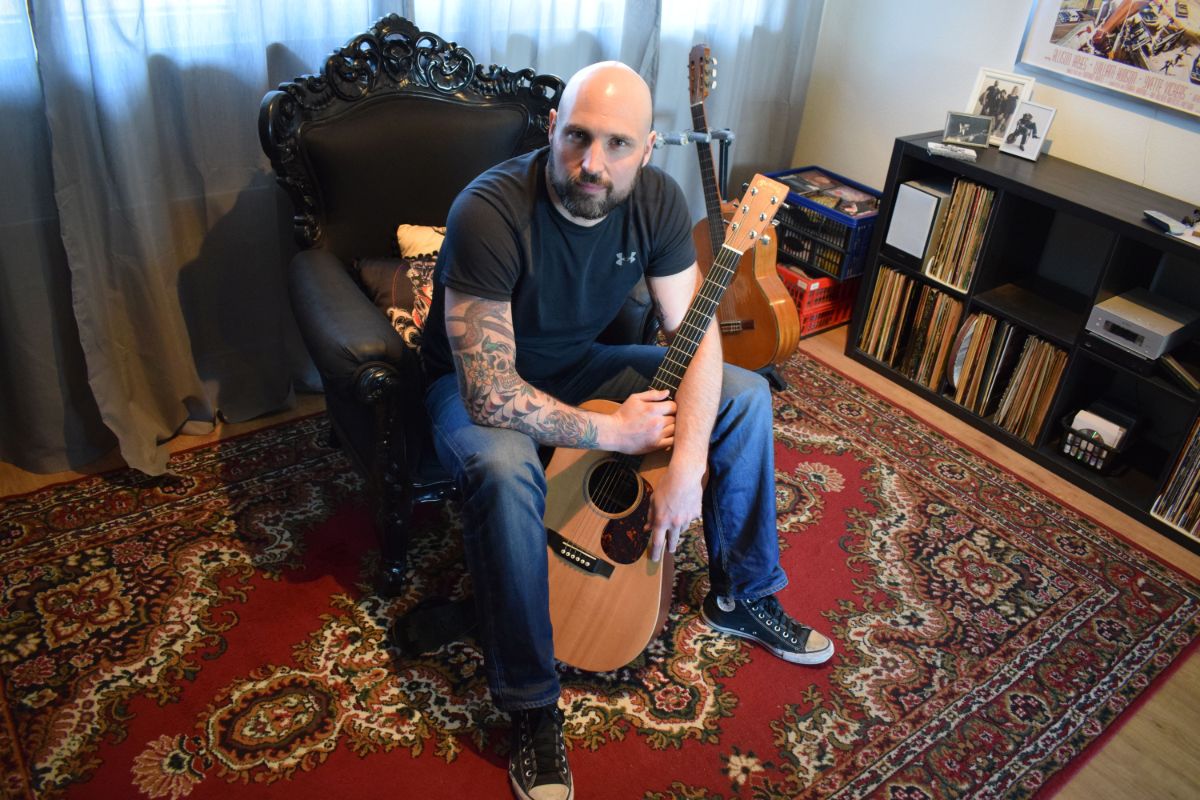 Filmpje! We gaan binnenkijken bij Remco en ontdekken zijn muzikaal ...