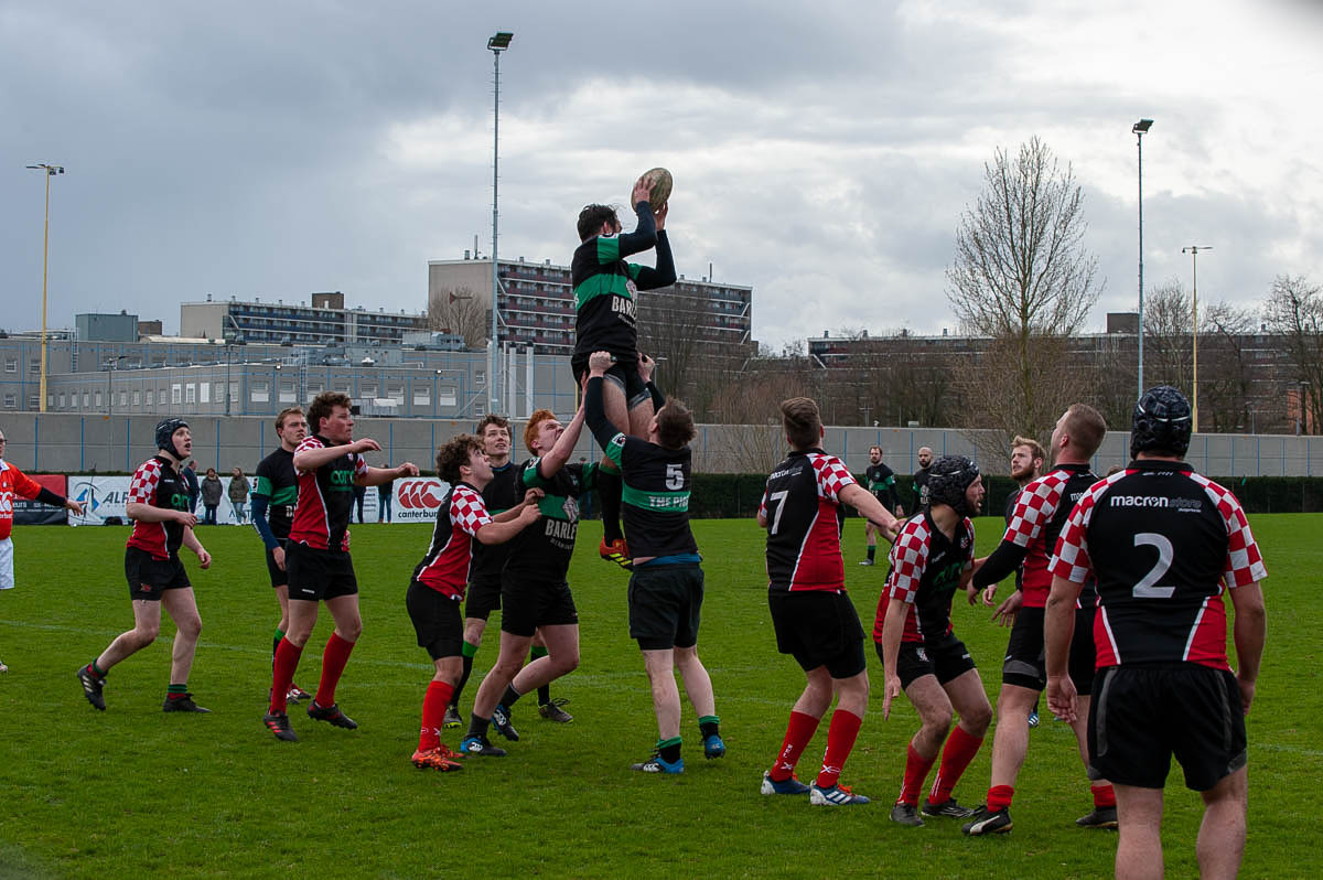 Cosmo van rugbyclub The Pigs: 'Onze sport draait om respect, discipline ...