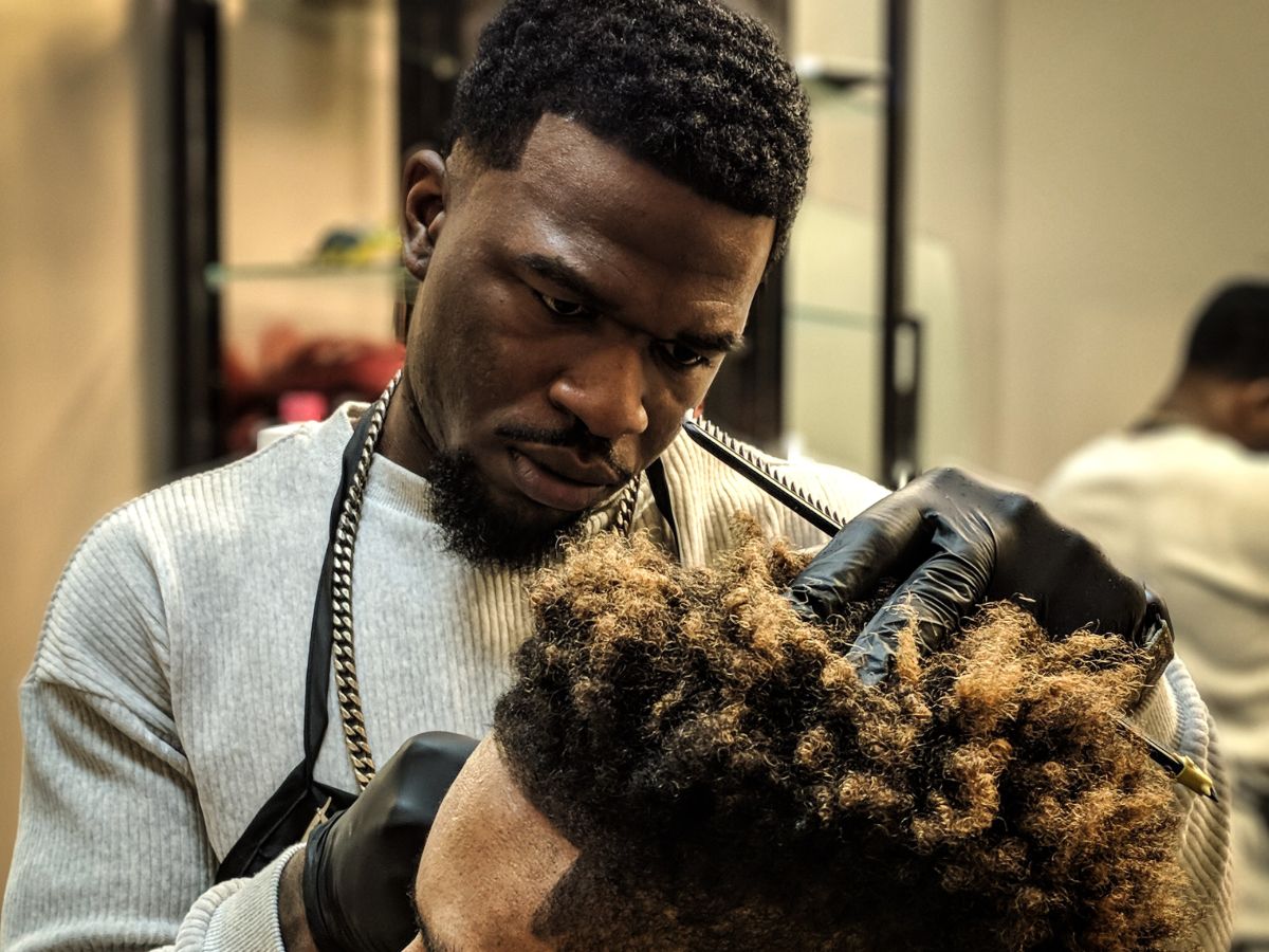 Afro kappers in Arnhem: deze salons zijn gespecialiseerd in afro haar
