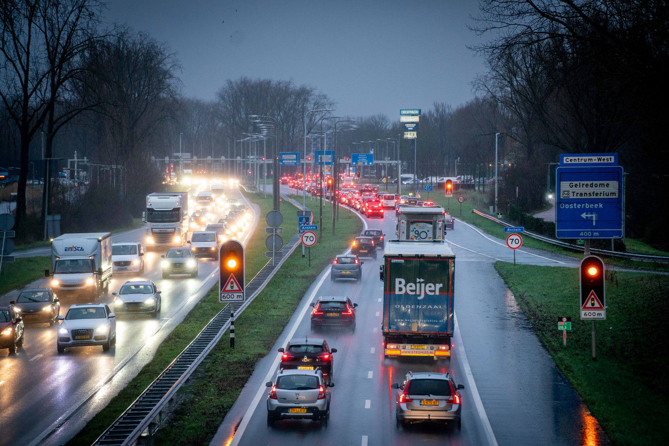 Fileleed in Arnhem: zo lang stond je in 2022 vast in het verkeer en dit ...