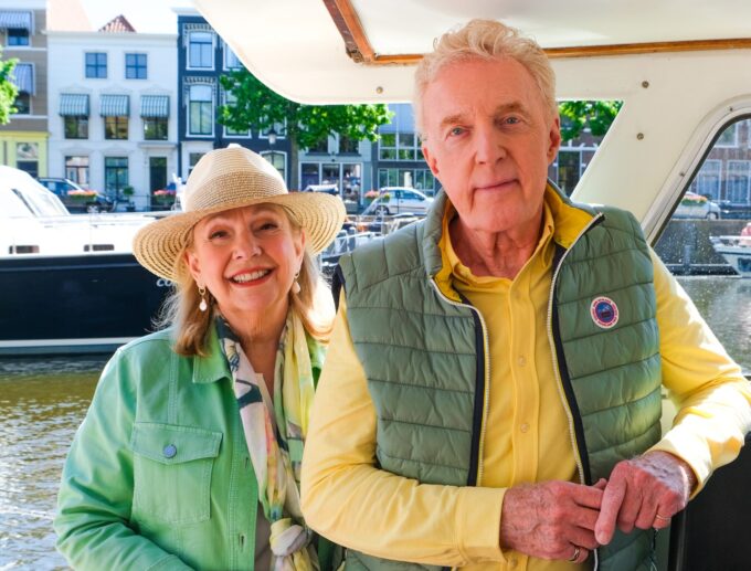 Kijktip: Janny en André bezoeken Arnhem in ‘Denkend aan Holland’