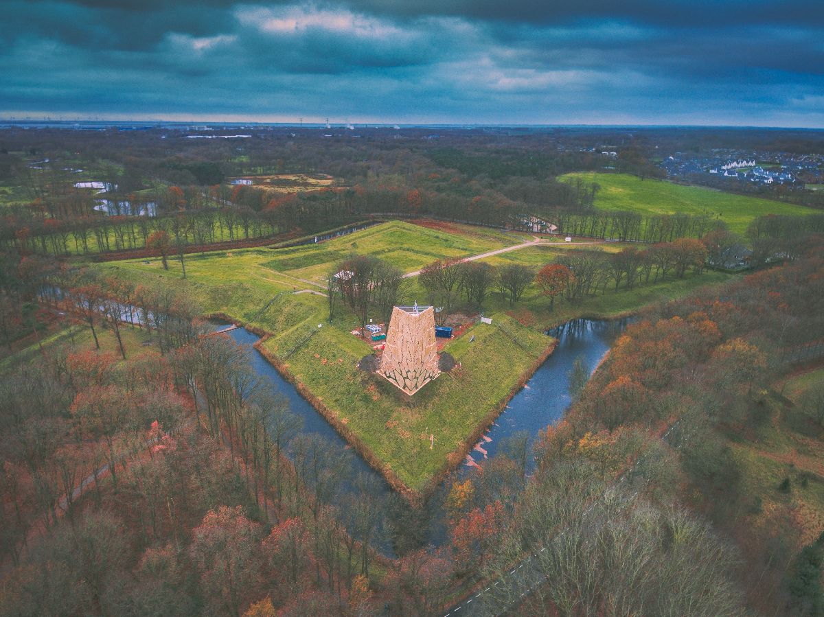 8 x prachtige luchtfoto's van Bergen op Zoom- indebuurt Bergen op Zoom