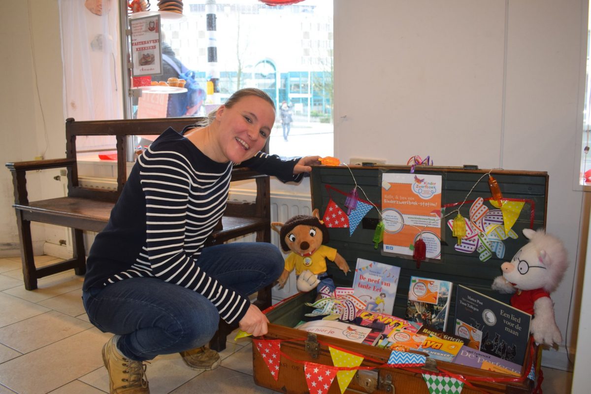 Yvette laat kinderboeken zwerven van bakker tot trein - indebuurt ...