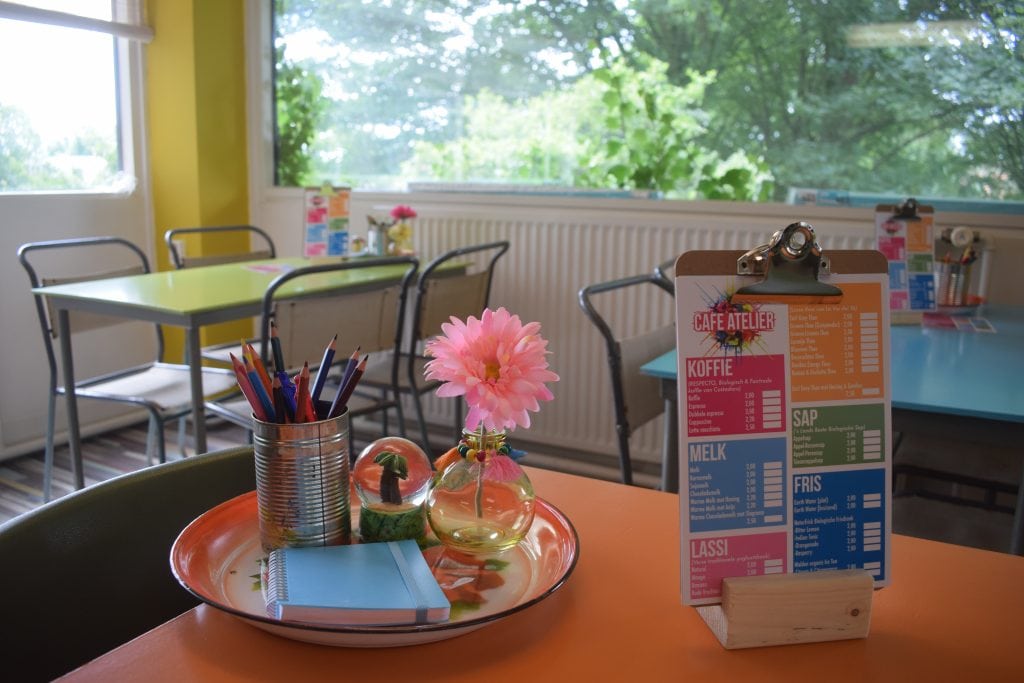 Kom ook gezellig positief roddelen bij het Stadspodium - indebuurt ...