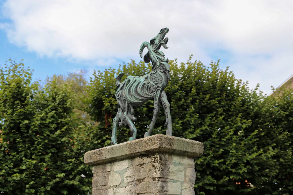 Dit is de creatieve vader van de Geit van Mie d'n Os