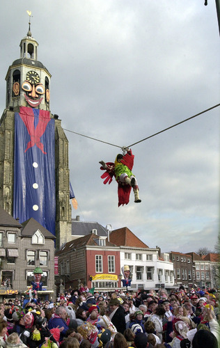 Tsieng boem, taderaldalda: zo zag de Peperbus er vroeger aangekleed uit