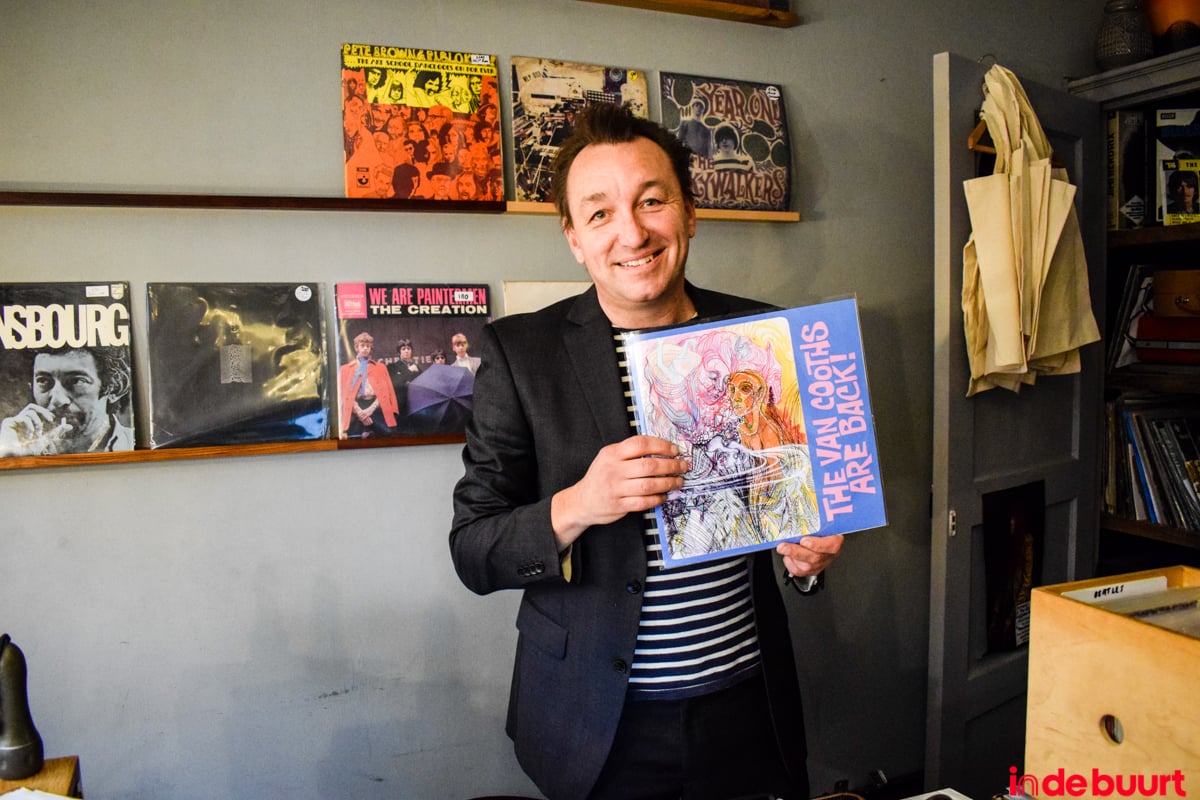 Marthy liet een tabernakel bouwen voor zijn favoriete plaat en geeft er ...