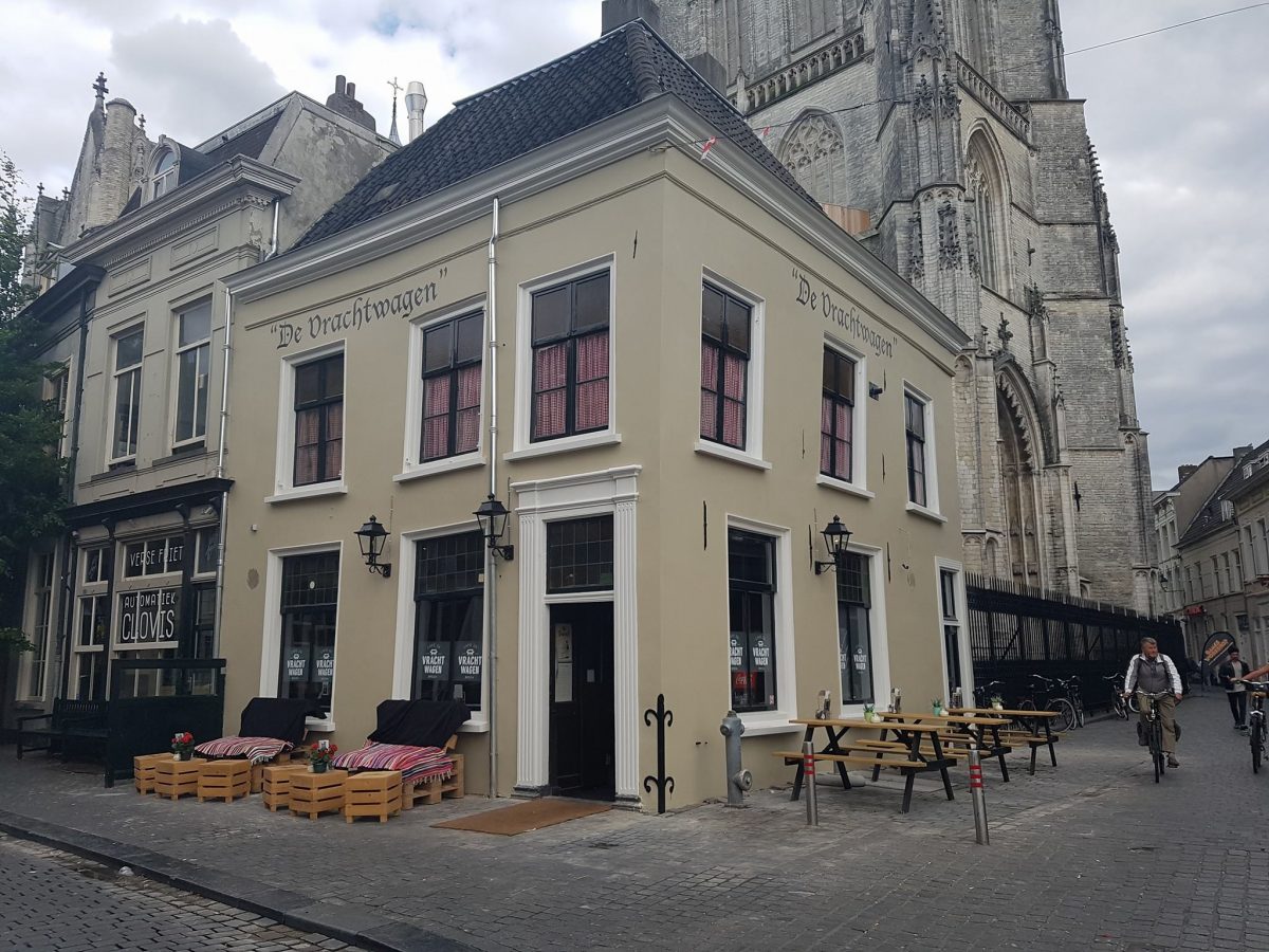 Kroegeigenaar worden? Het oudste café van Breda staat te koop - Oozo.nl