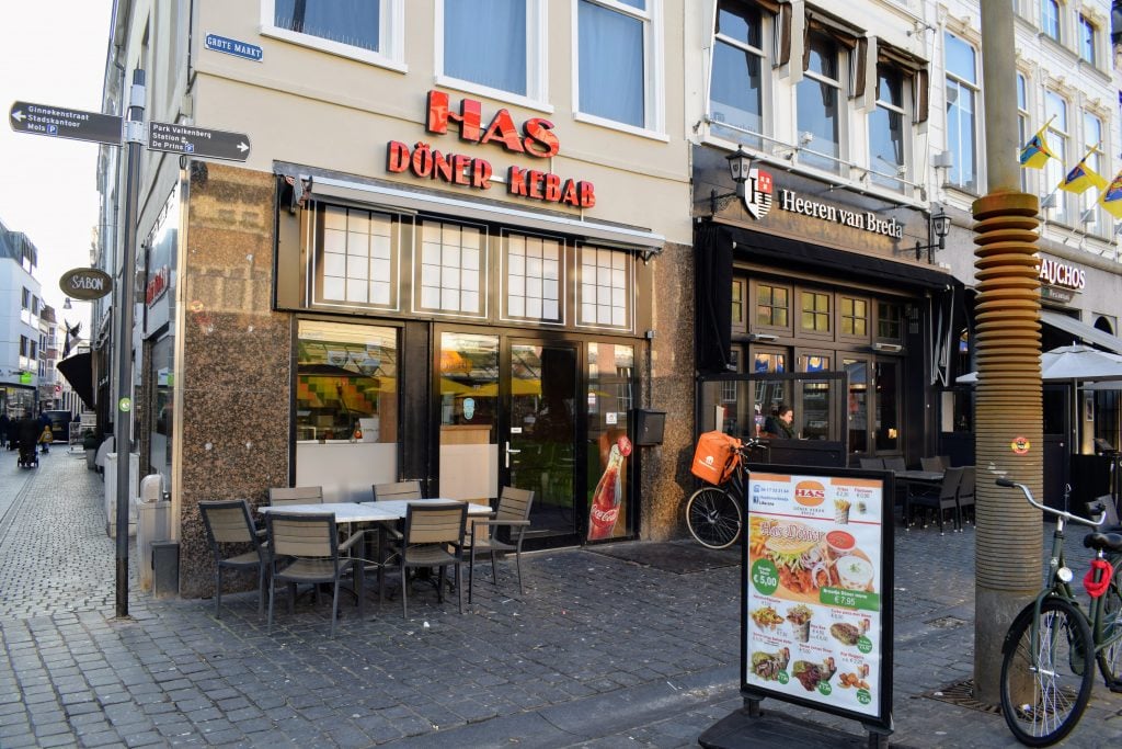 7 x hier in Breda haal je snel een lekkere snack in het centrum ...