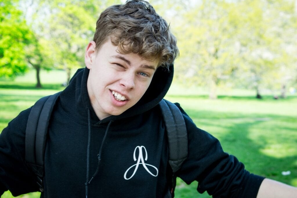 Jorian (17) is fotograaf: 'Grote artiesten zagen mijn werk bij de ...