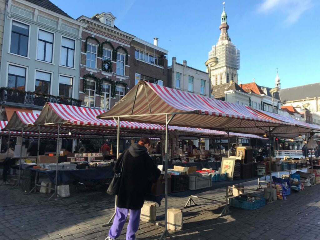 Maatregelen markten worden versoepeld - indebuurt Breda