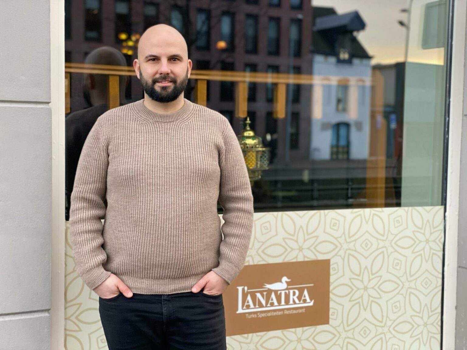 Ertugrul van Turks restaurant L'Anatra: 'Ik heb zo'n geluk met mijn ...