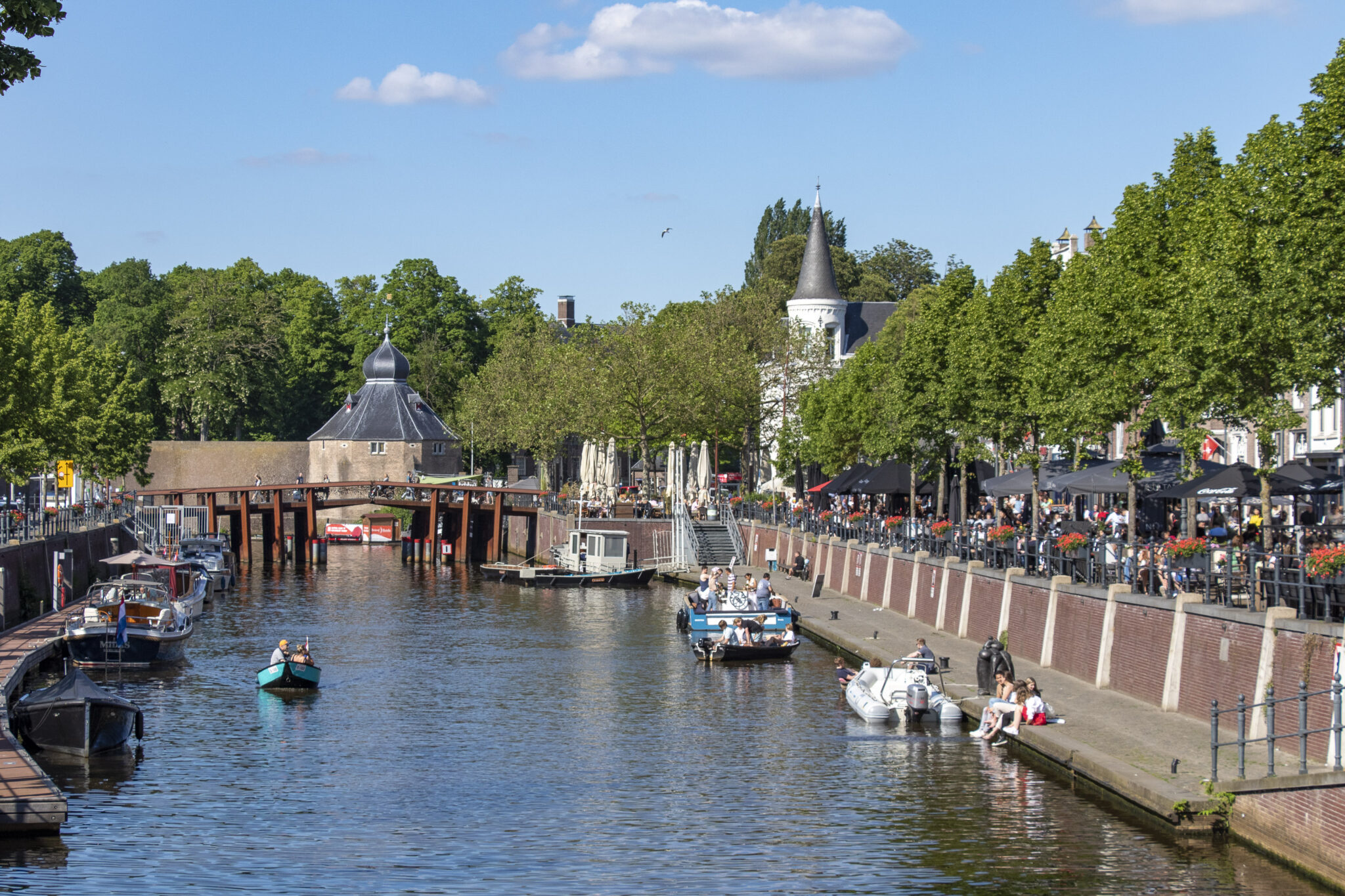 Leuk volgens local Roos: 'Hier zit je heerlijk aan het water in Breda ...