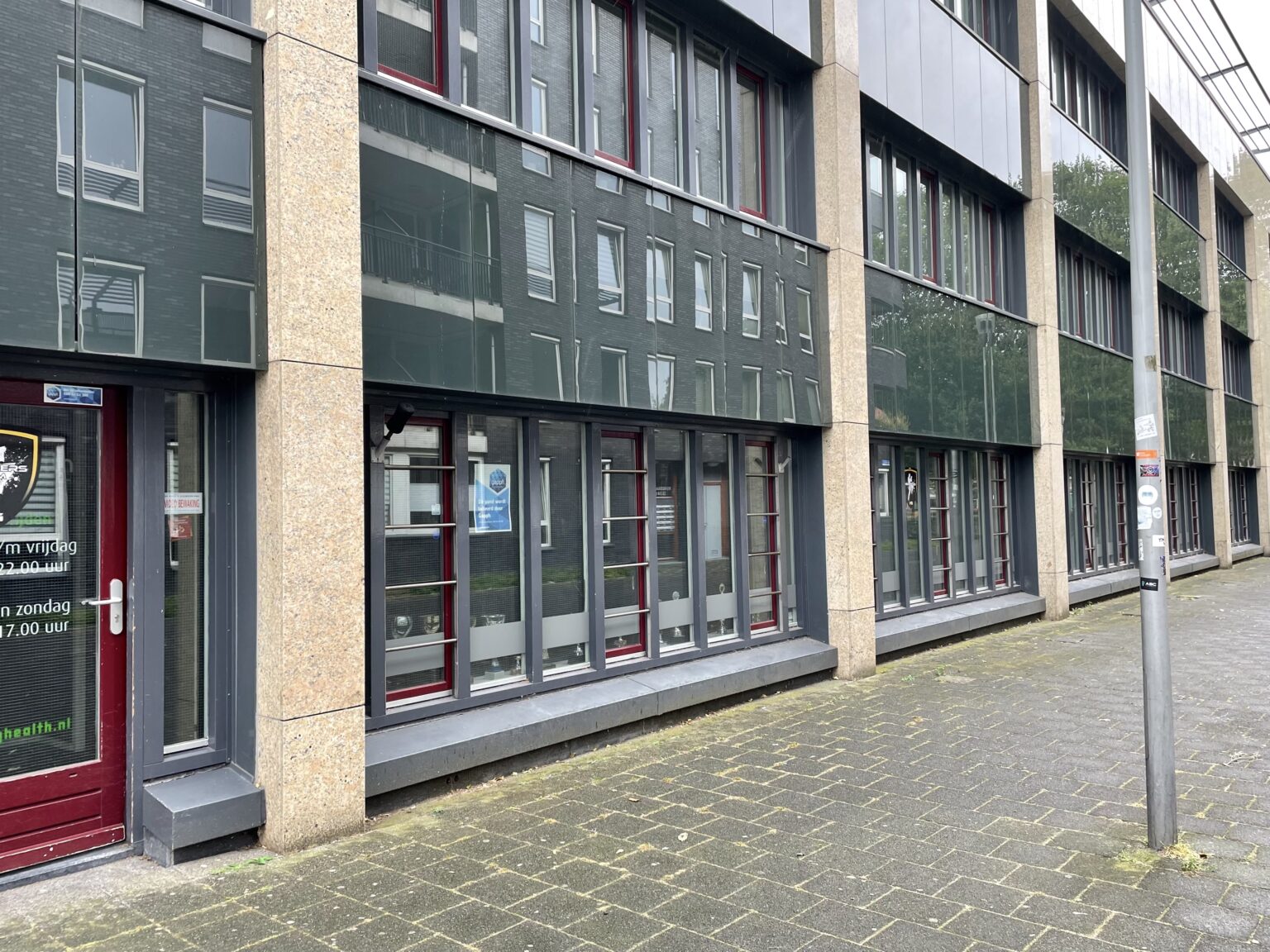 Boksen maar! Dit pand bij het Chasséveld is weer opgevuld - indebuurt Breda