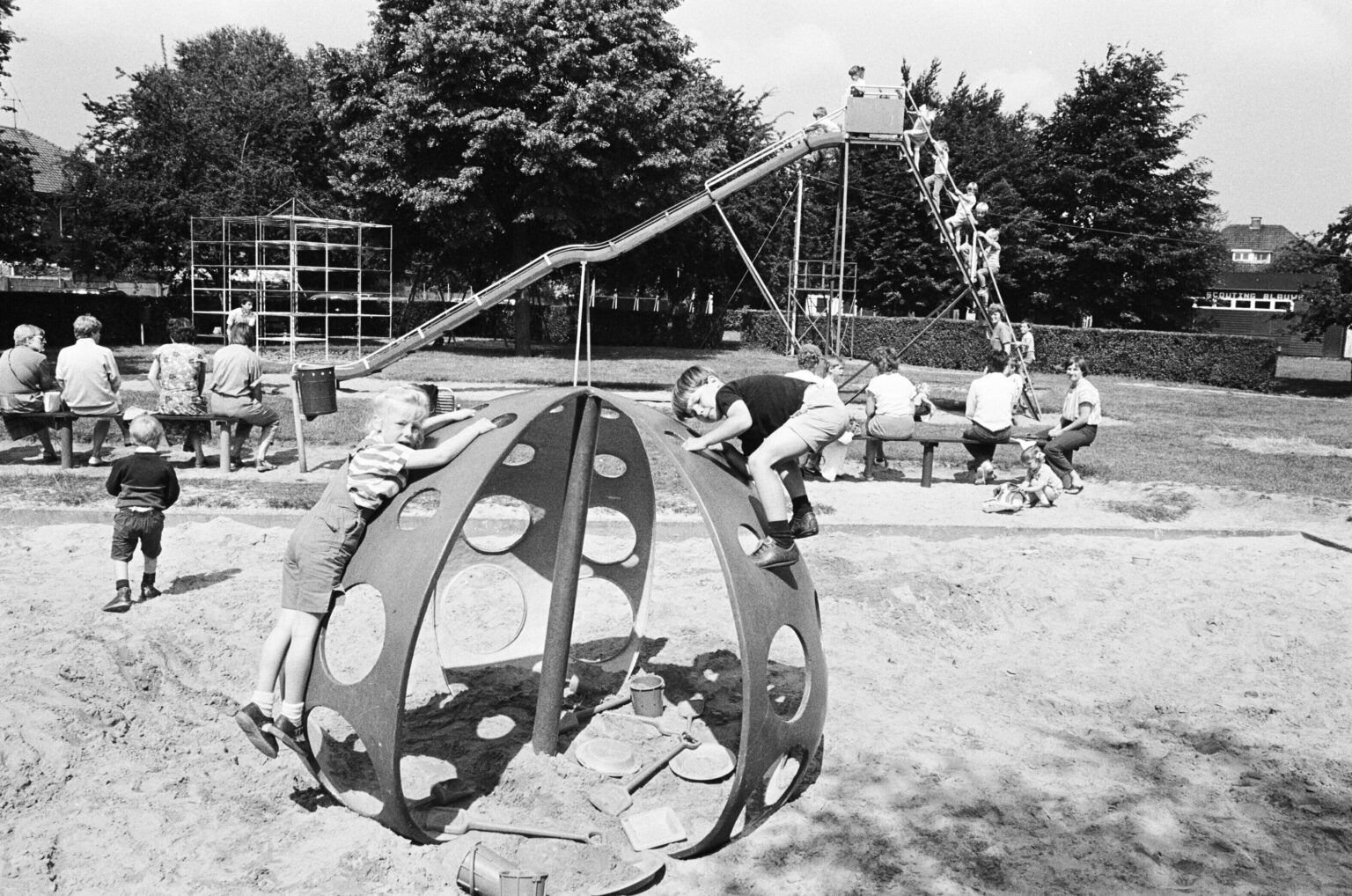 Lekker buitenspelen! 7 x zo zag dat er vroeger uit in Breda - indebuurt ...