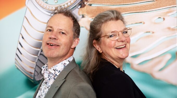 Marjolein ontwikkelde hét geheim voor volle wenkbrauwen en wimpers ...