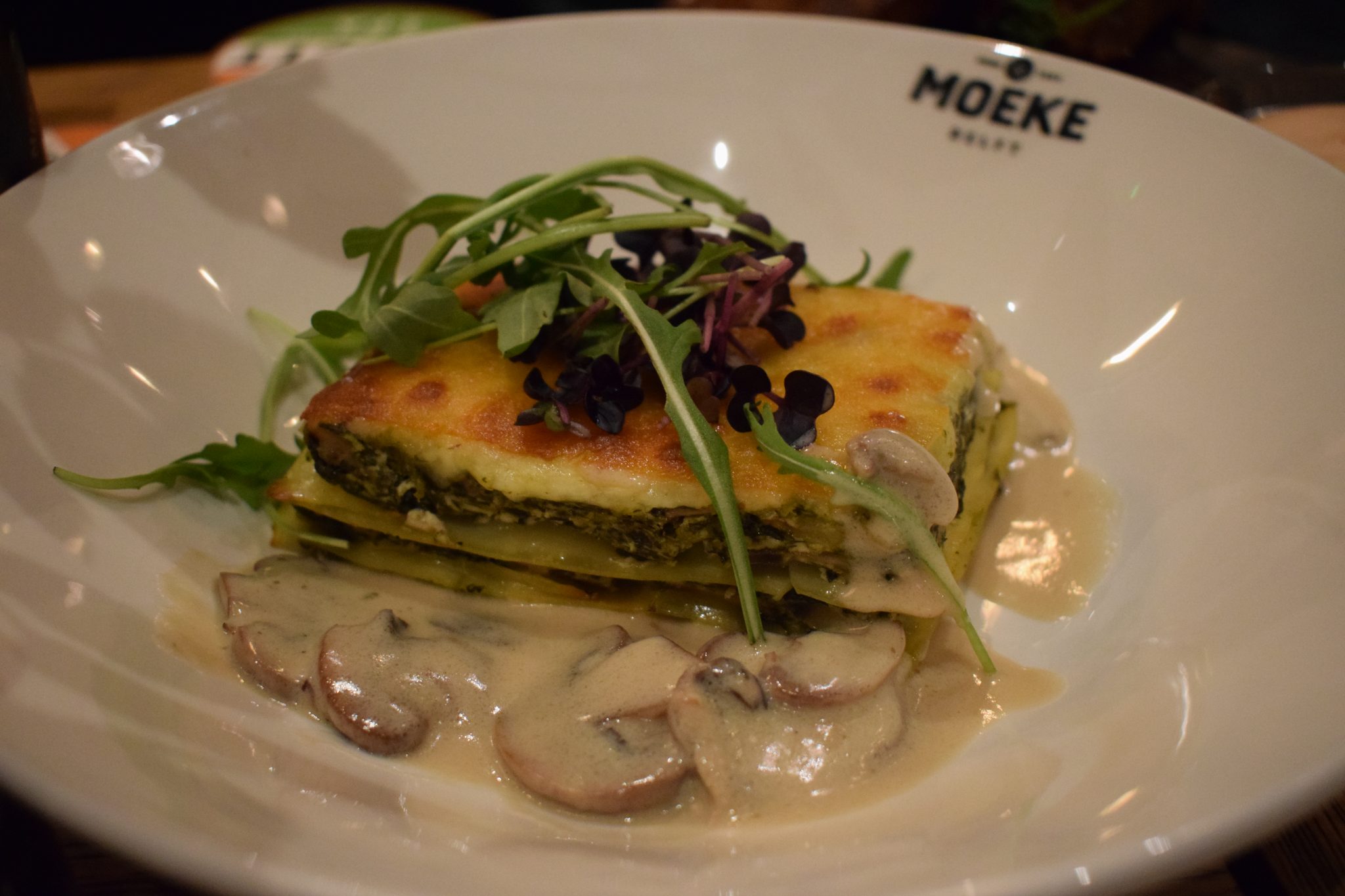 Wij testten de héle kaart bij het nieuwe Moeke Delft - indebuurt Delft