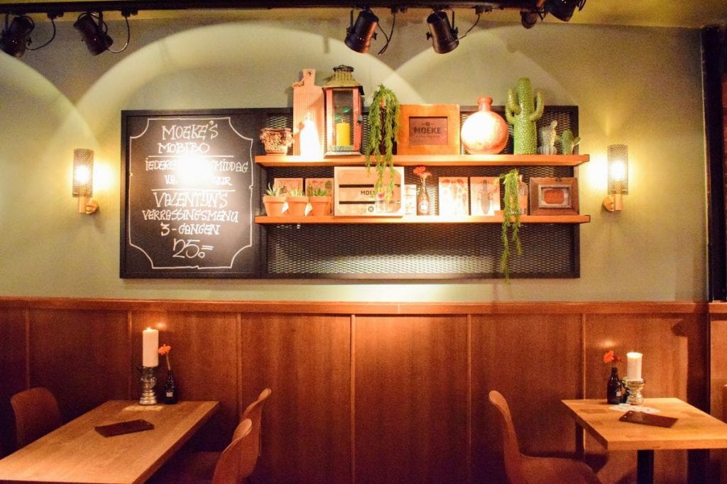 'Moeke' is overal bij het nieuwe Grand Café Moeke Delft