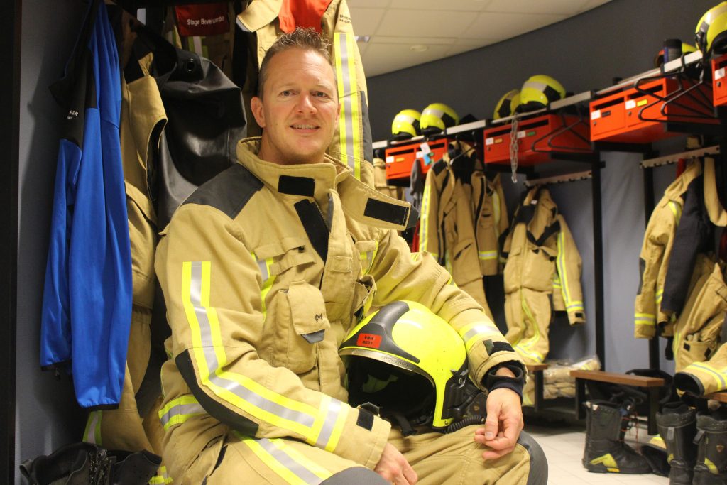 Brandweerman Ben blust al tien jaar in Delft: 'De brand bij bouwkunde ...