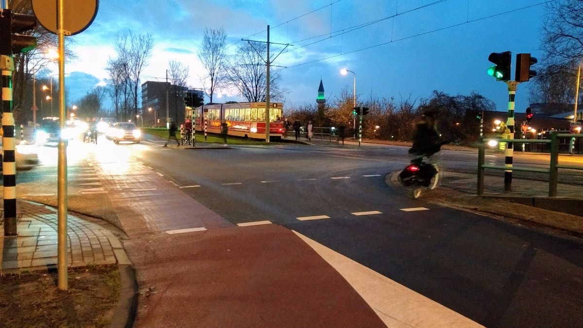 5 x deze stoplichten in Delft zijn superirritant - indebuurt Delft